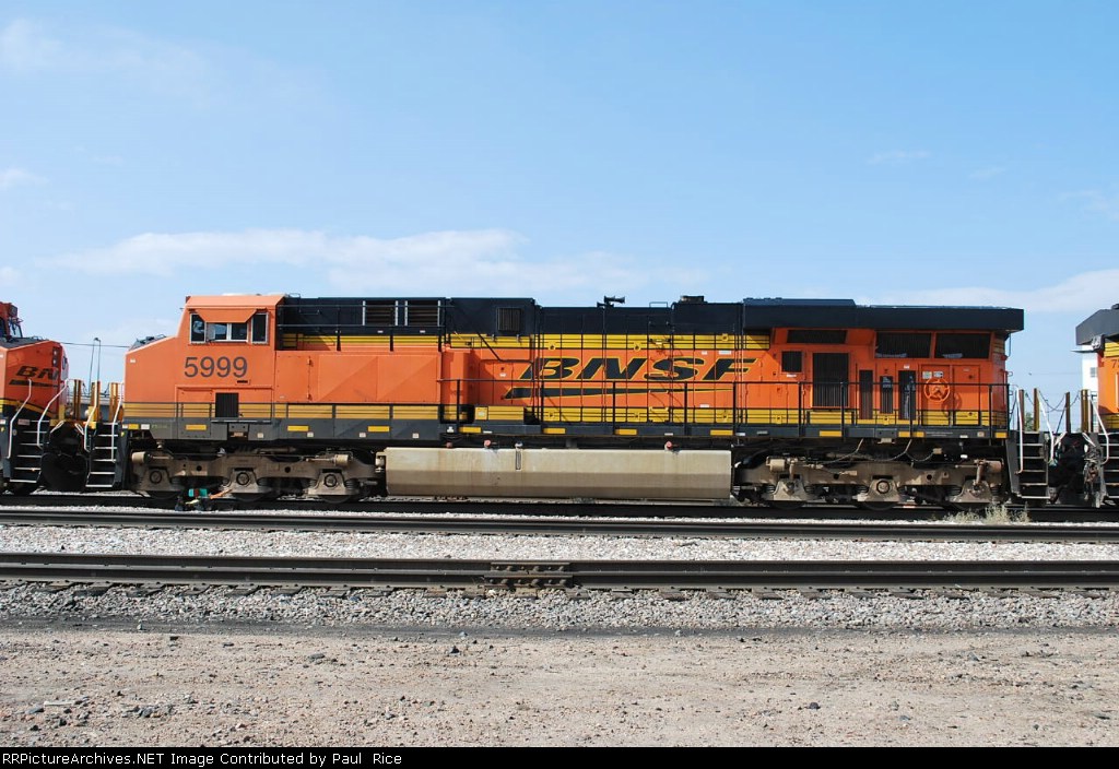 BNSF 5999